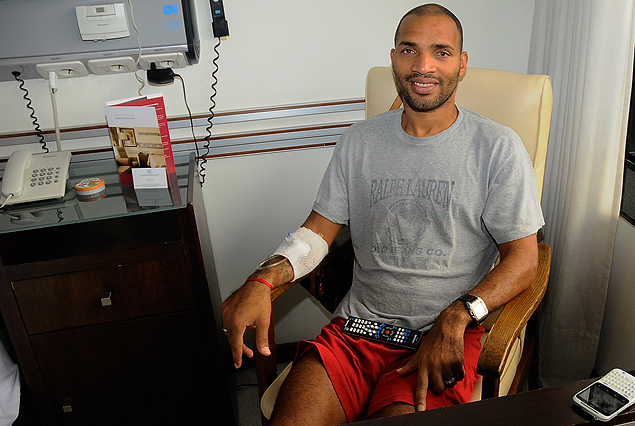 Tenfield.com » Mario Regueiro será dado de alta este miércoles