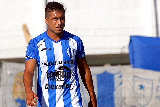 Tenfield.com » Jaime Báez a un paso de ser violeta