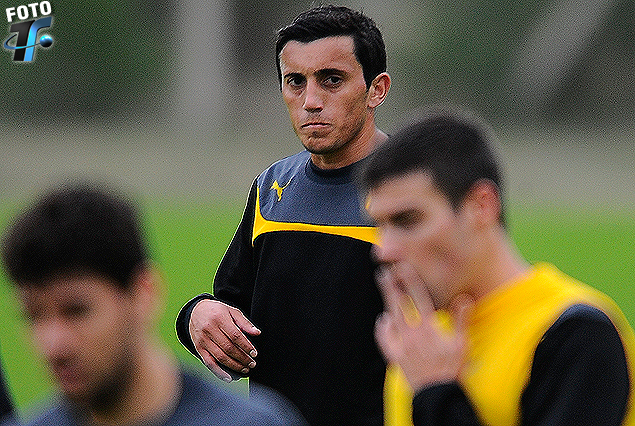 Tenfield.com » Forlán marca el camino