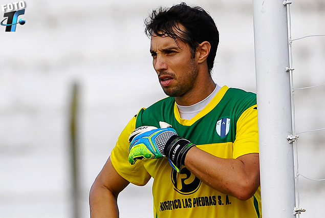 Tenfield.com » Juventud: Carini vuelve; García y Barcelo habilitados