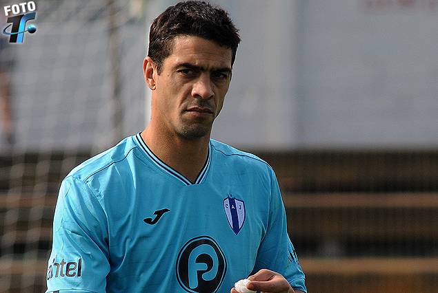 Tenfield.com » Fernando Machado dejó el fútbol