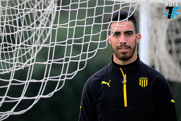 Tenfield.com » Avalos: “Sueño con goles, ser campeón”