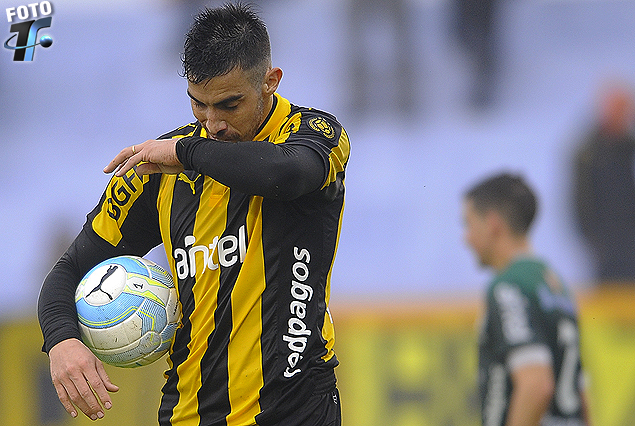 Tenfield.com » Avalos: “El primero de muchos”