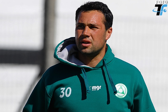 Tenfield.com » Plaza: Axel Fernández al ataque