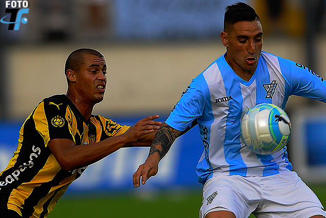 Tenfield.com » Angel Luna, la cuota de fútbol