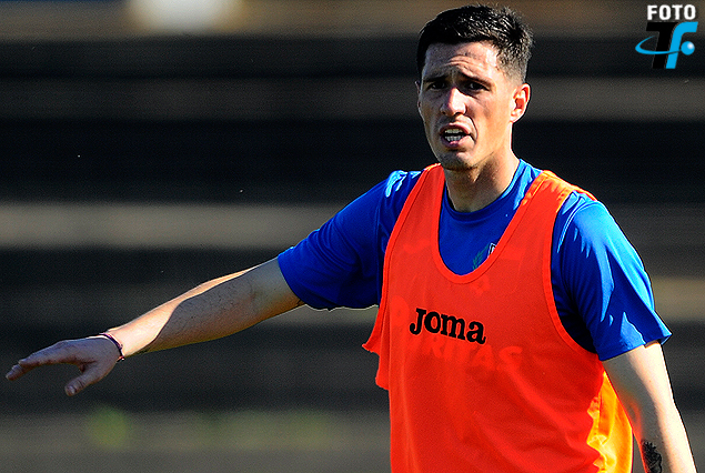 Tenfield.com » Díaz para seguir cerca de la punta