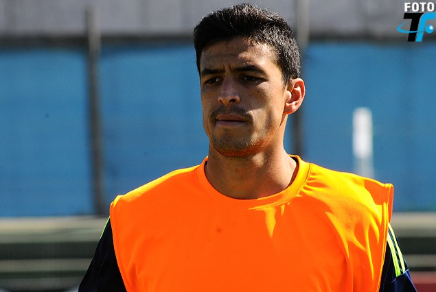 Tenfield.com » Fútbol con equipo en cancha