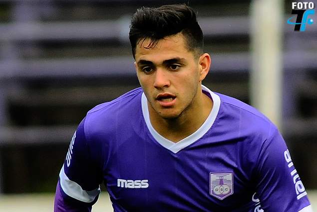 Tenfield.com » Lanús a la carga por Maxi Gómez