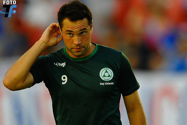 Tenfield.com » Axel Fernández al ataque