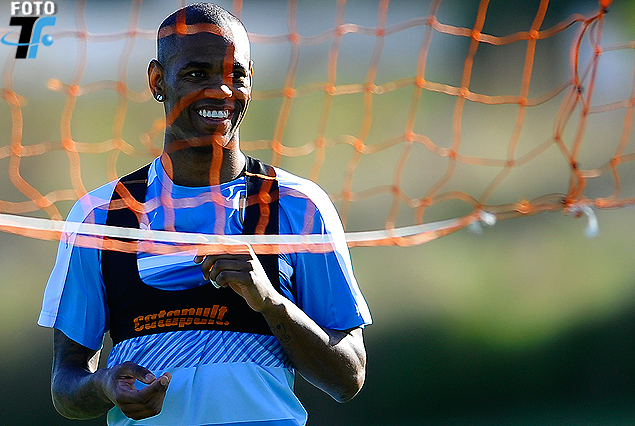 Tenfield.com » Silva en el arco y Rolan en el ataque