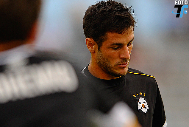 Tenfield.com » Rivas vuelve al lateral