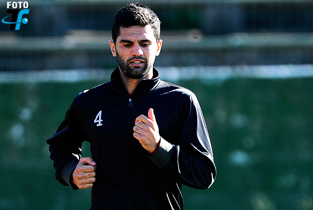 Tenfield.com » De León en la cancha