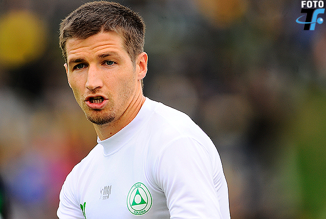 Tenfield.com » Puppo con fiebre no entrenó