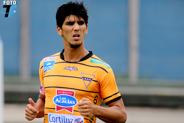 Tenfield.com » Pollero y Heber García siguen