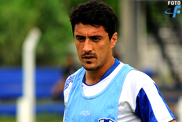 Tenfield.com » Albín y Varela a la cancha…