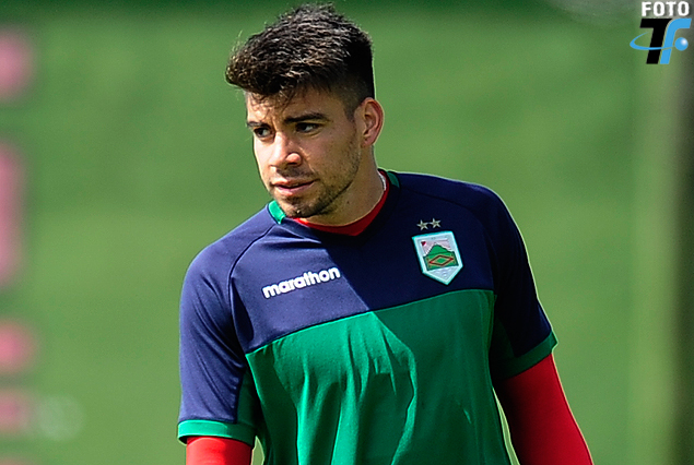 Tenfield.com » Alex Silva está para jugar