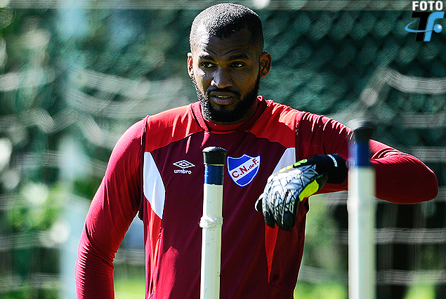 Tenfield.com » Nacional: Mejía y los tres argentinos