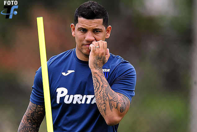 Tenfield.com » Esperan por Núñez y Rivas