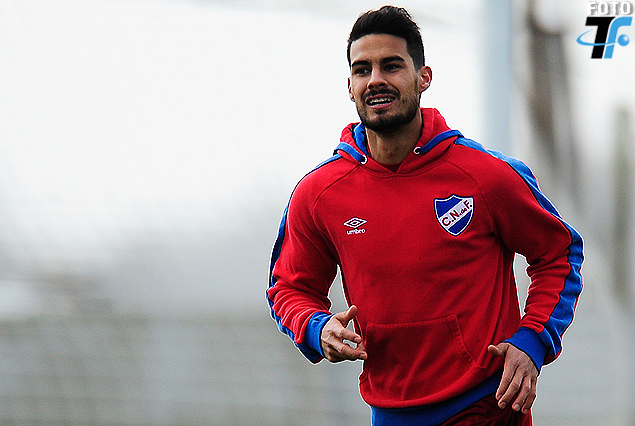 Tenfield.com » Nacional: Rotación del arco al ataque…