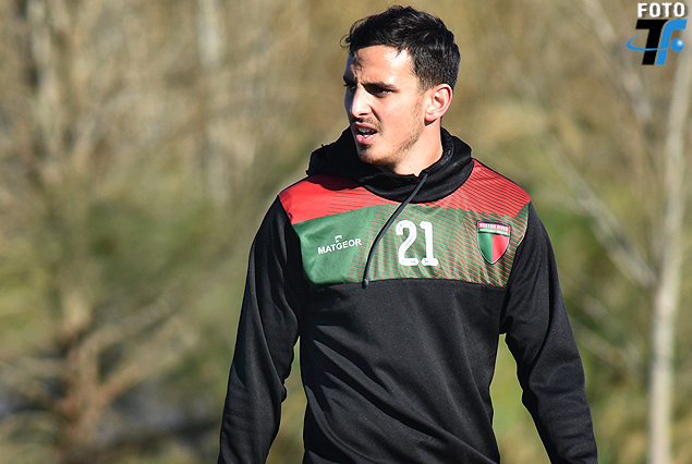 Tenfield.com » Amistoso con Camioneros