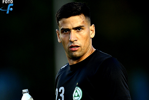 Tenfield.com » Esperan por Mario Risso