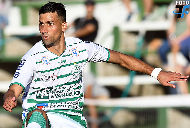 Tenfield.com » Mario Risso, chance de irse